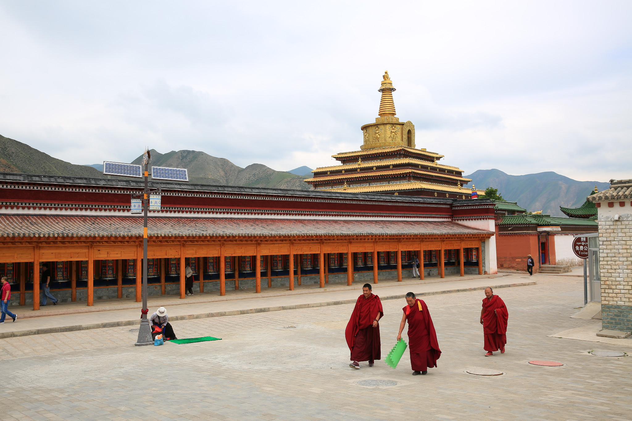 GanSu XiaHe Labrang Monastery - China ChengDu Tours, Chengdu Panda ...