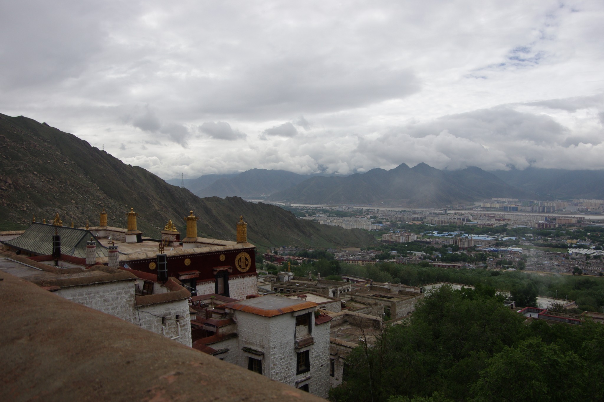 Tibet Lhasa Drepung Monastery - China ChengDu Tours, Chengdu Panda ...