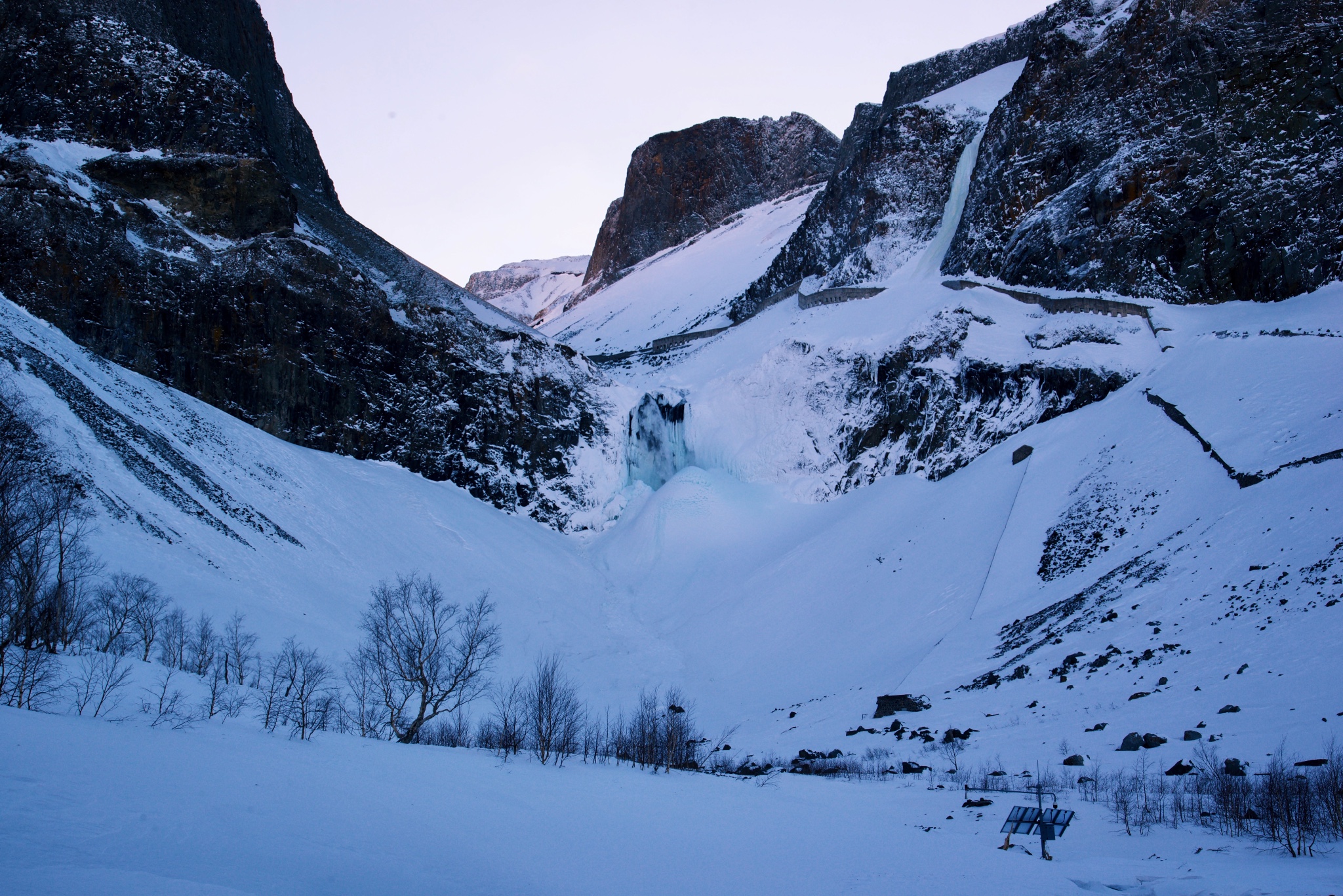 CoNBz2O4HlcKa9OHABKt-xY_C4Y.jpeg (2048×1367)